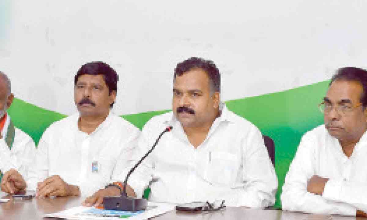 Vijayawada: YSRCP is B team of BJP in AP, alleges Manickam Tagore