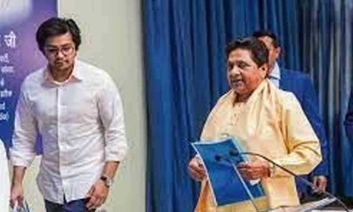 Mayawati’s political successor Akash connects with people