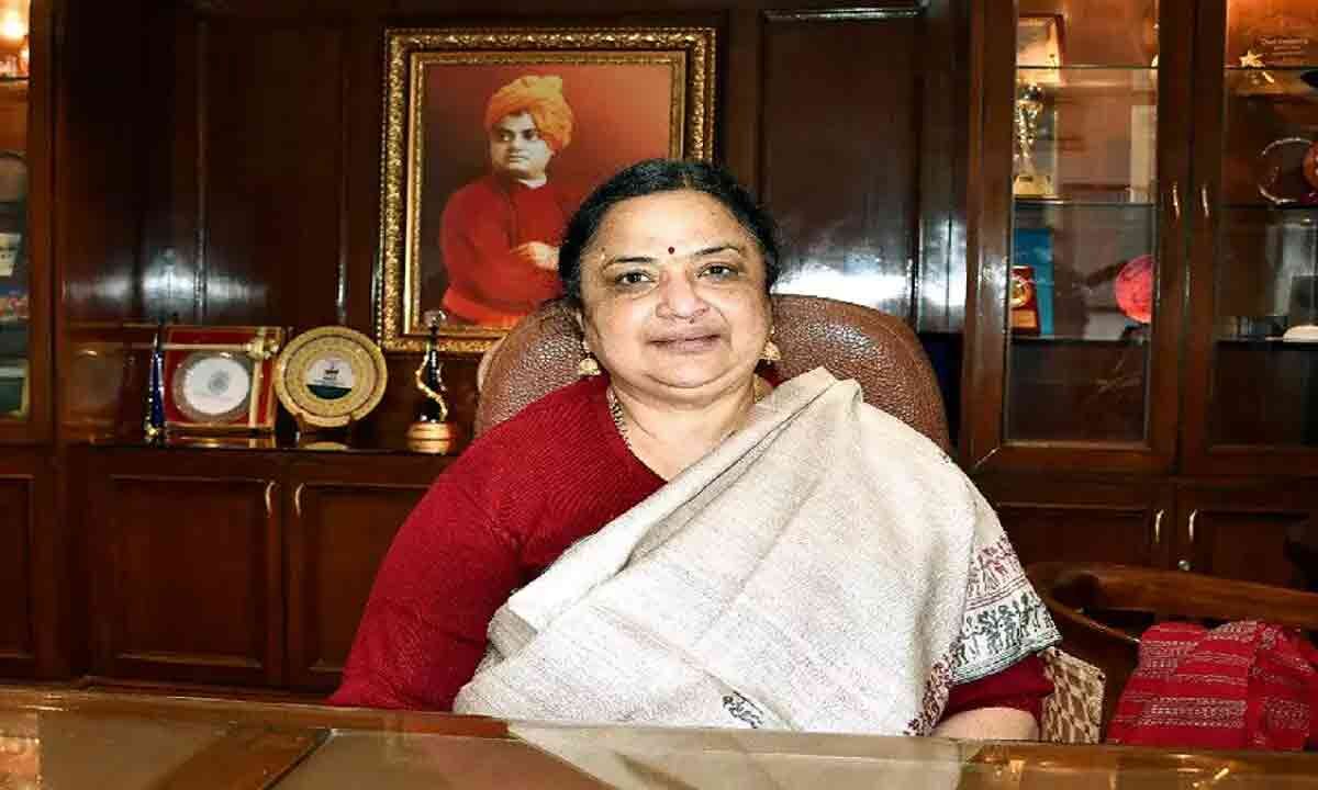 JNU Vice Chancellor Urges Students To Balance Politics And Academics ...