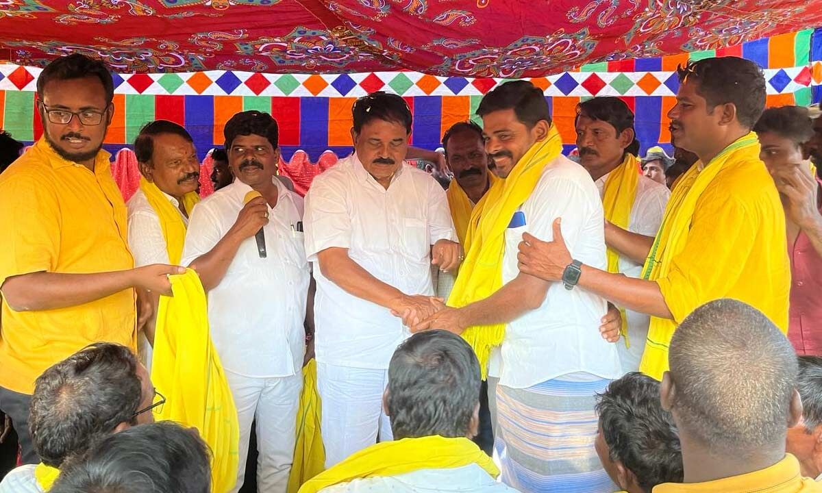 150 members join TDP in Puttaparthi