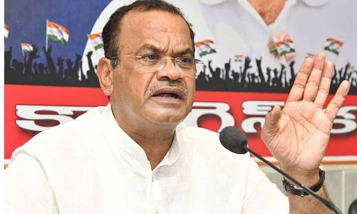 200-unit free power for poor from Feb: Komatireddy