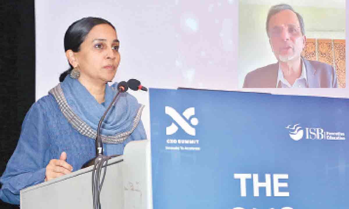 ISB executive education’s inaugural CXO summit held