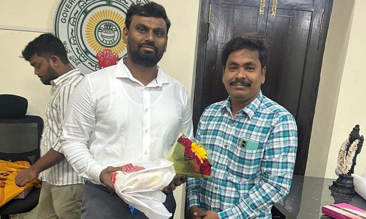 Kadapa Tehsildar Siva Prasad takes charge today