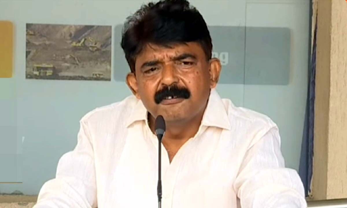 Perni Nani flays Pawan and Sharmila