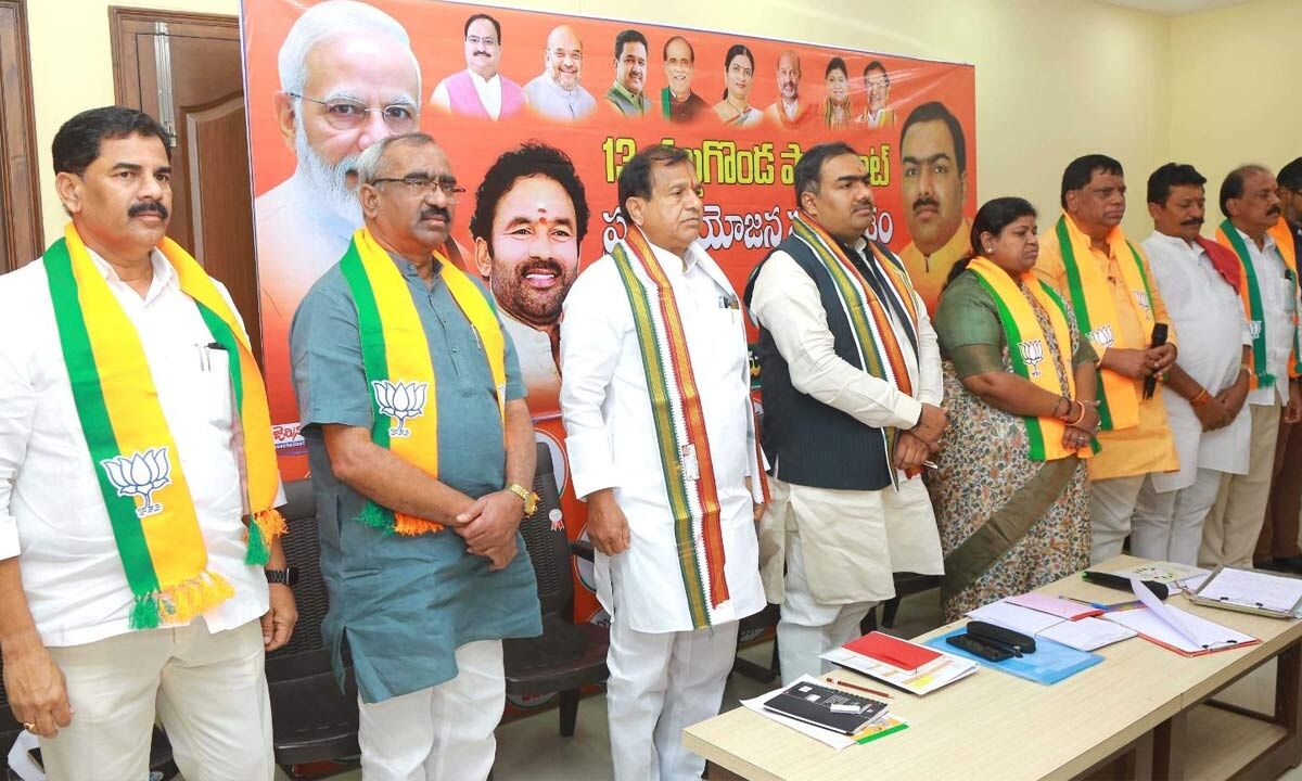 BJP leader urges cadres to work hard for MP seat