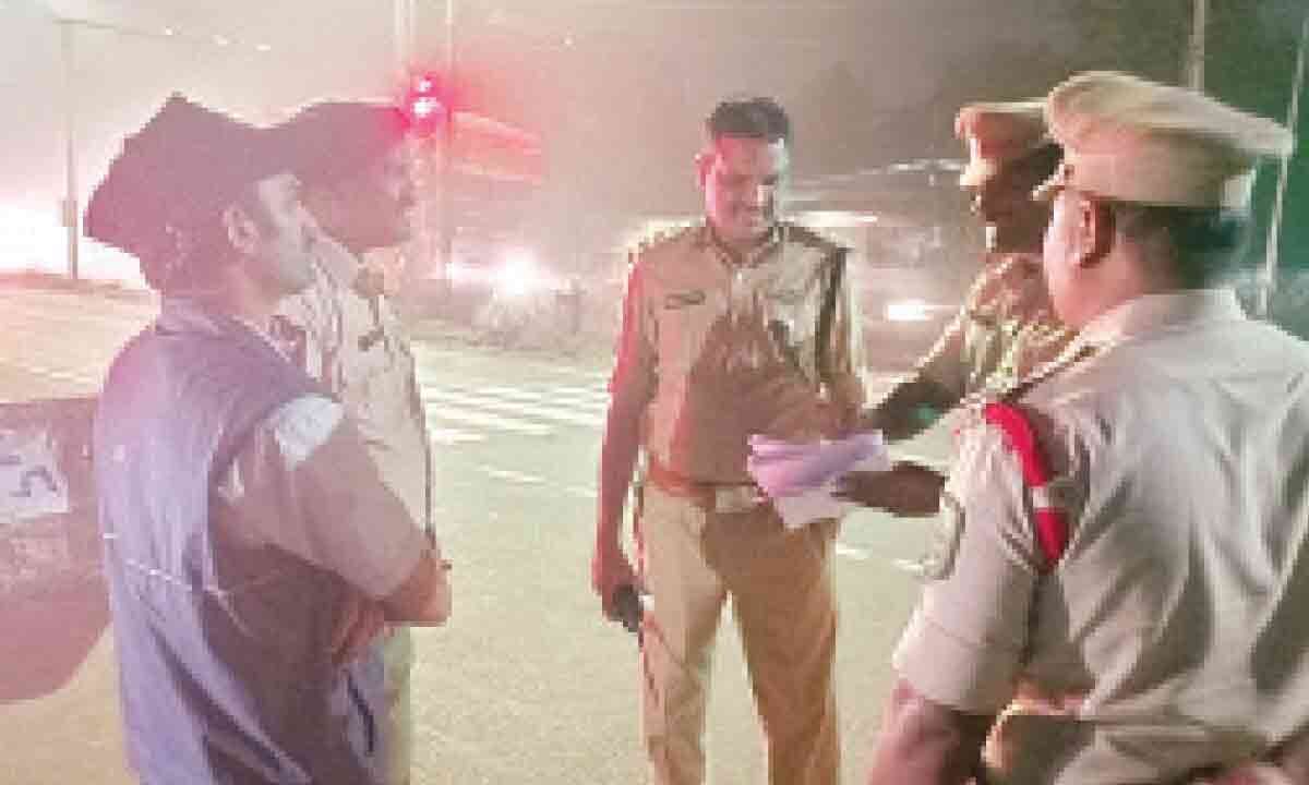 Visakhapatnam: Police conduct ‘Nakabandi’