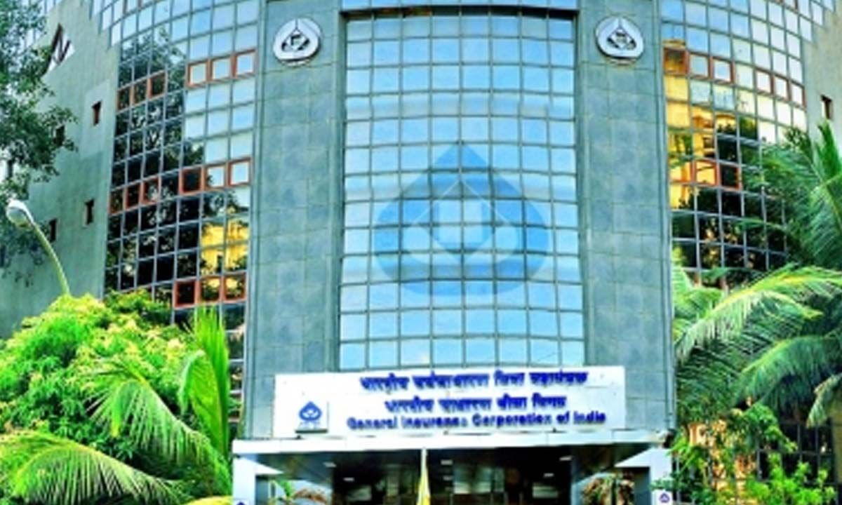 GIC Re’s scrip flares up to touch 52-week high of Rs 467