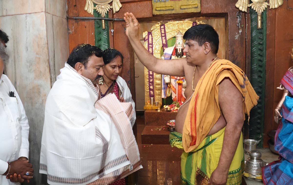 MLA Namburu Shankara Rao starts election campaign in Amaravati with Pooja