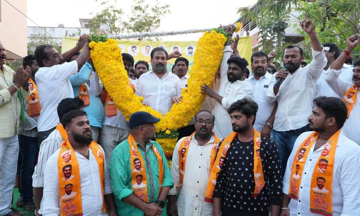 Kotamreddy Sridhar Reddy urges people the support TDP in next elections