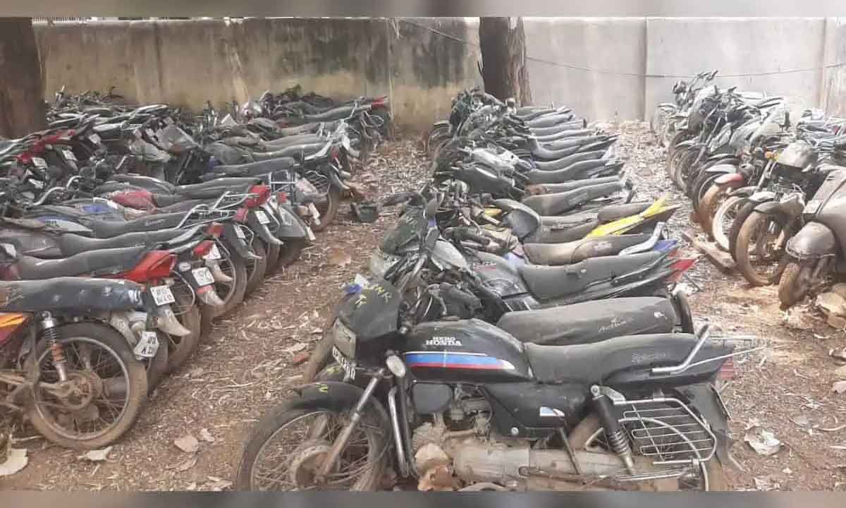Hyderabad: City police to auction 2,039 unclaimed vehicles