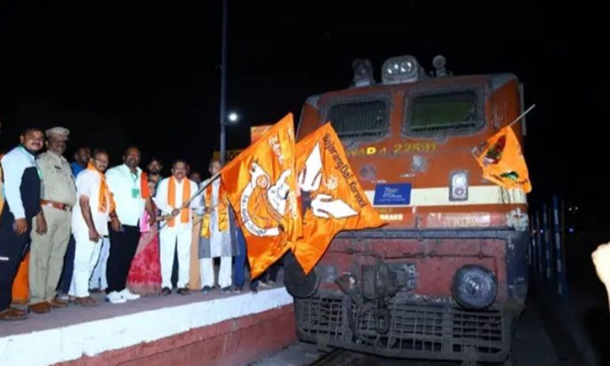 Special train to Ayodhya departs from Kurnool