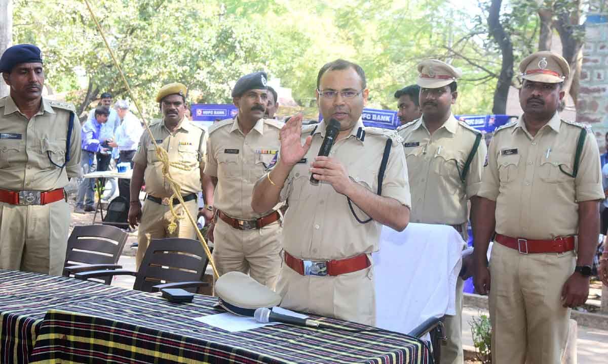 CP tells trainees to be self-disciplined