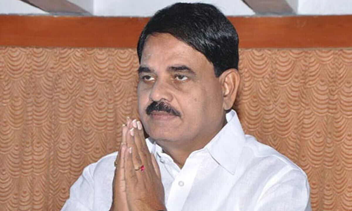 Former minister Dr. Palle Raghunath Reddy flays YSRCP govt.