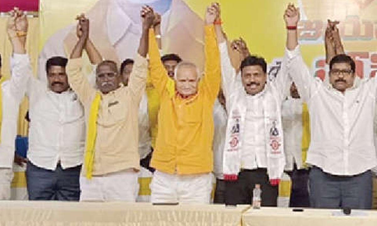 Vote for TDP for bright future, BCs urged