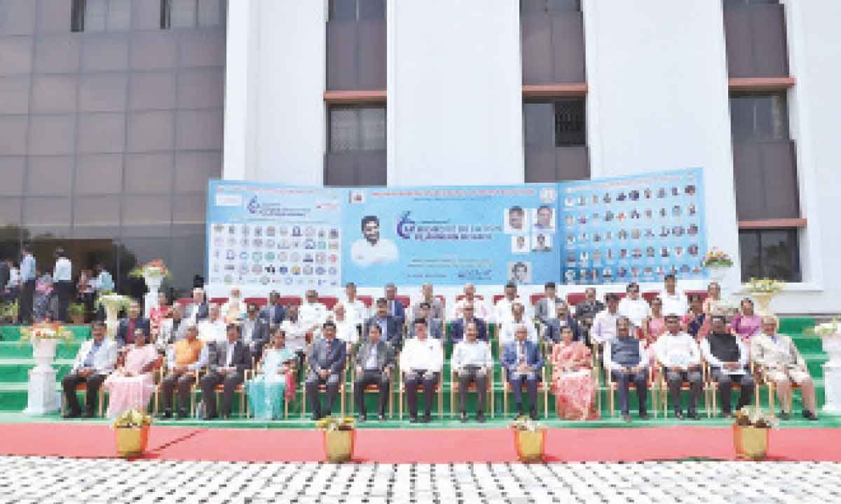 Institutional collaboration helps in effective knowledge sharing