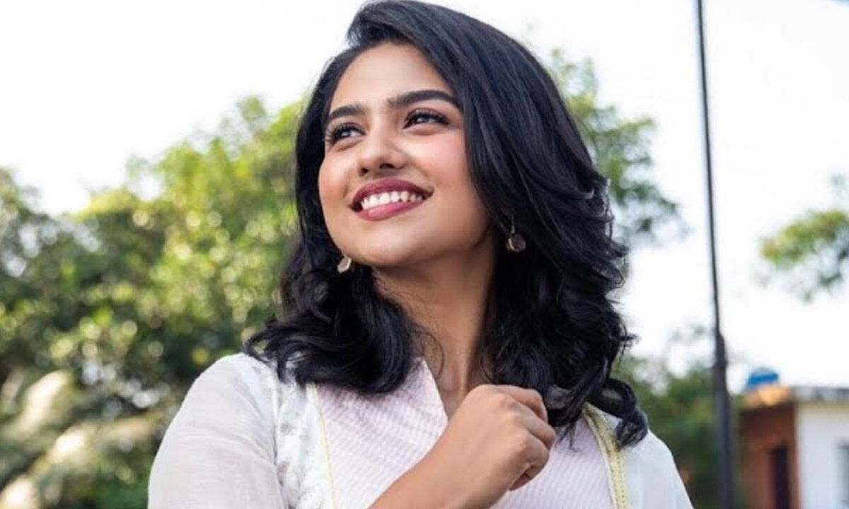 ‘Premalu’ actress Mamitha talks about her Tollywood debut