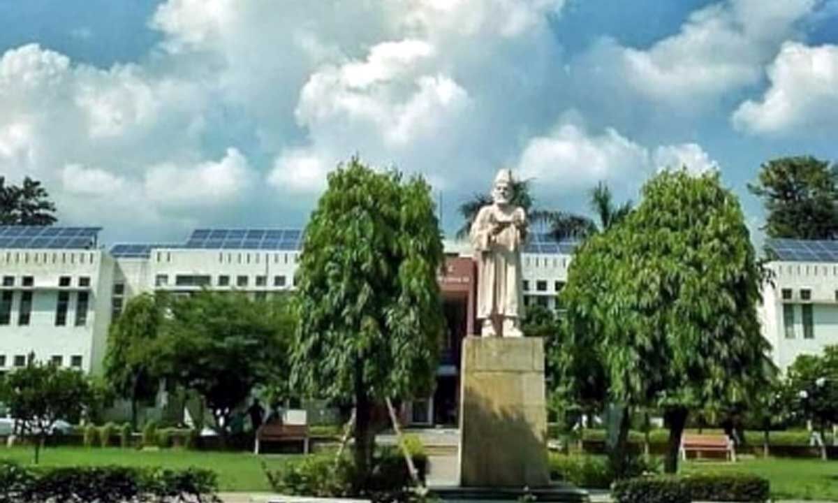 JMI invites applications for Civil Services aspirants