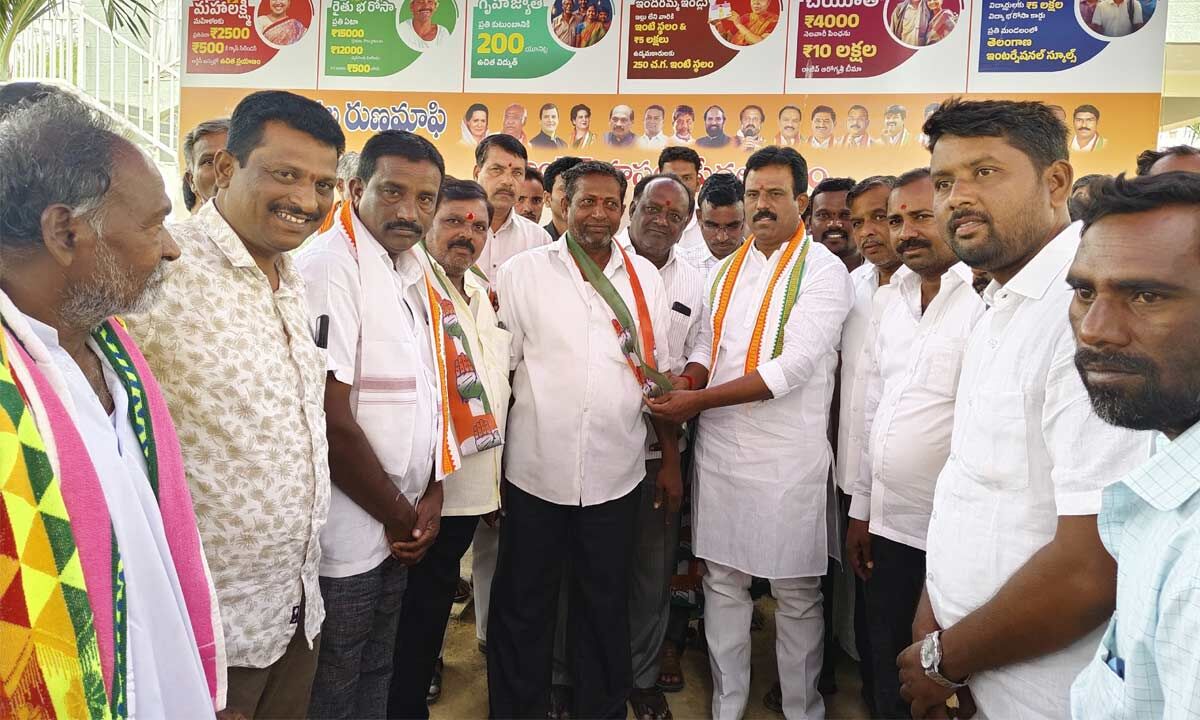BRS leaders from Undyala join Congress