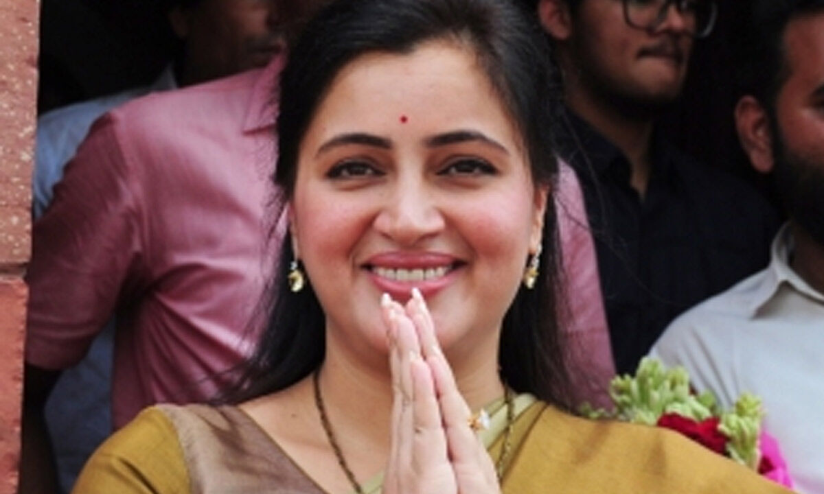 Amravati nominee Navneet Rana emerges as strong Hindutva advocate in ...