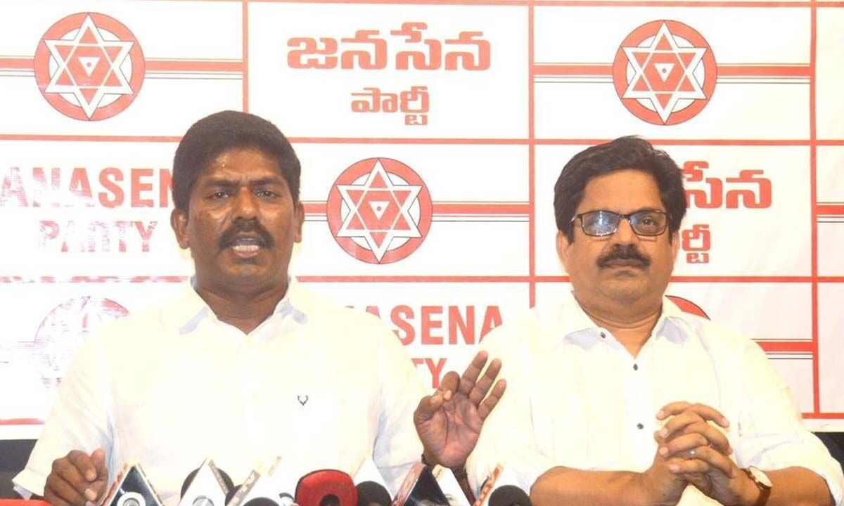 AU officials violate norms to suit YSRCP, alleges JSP leaders