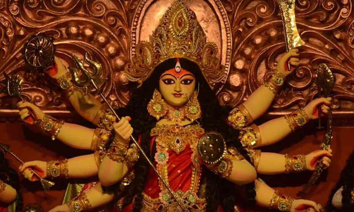 How Navratri Celebrations Began And Who Was The First Person To Observe ...