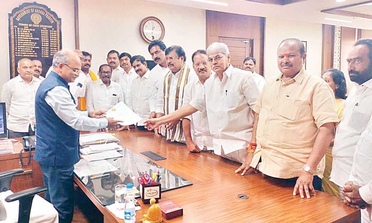 CS KS Jawahar Reddy seeks opinion of collectors