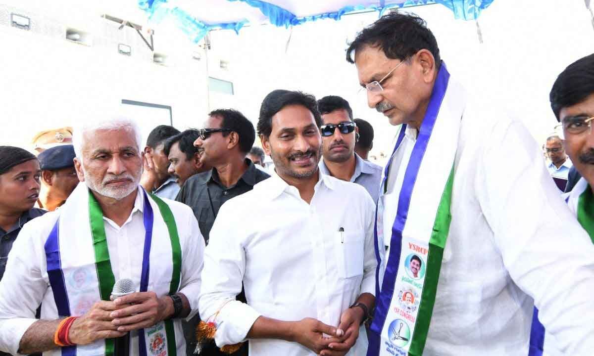 Katamreddy joins YSRCP
