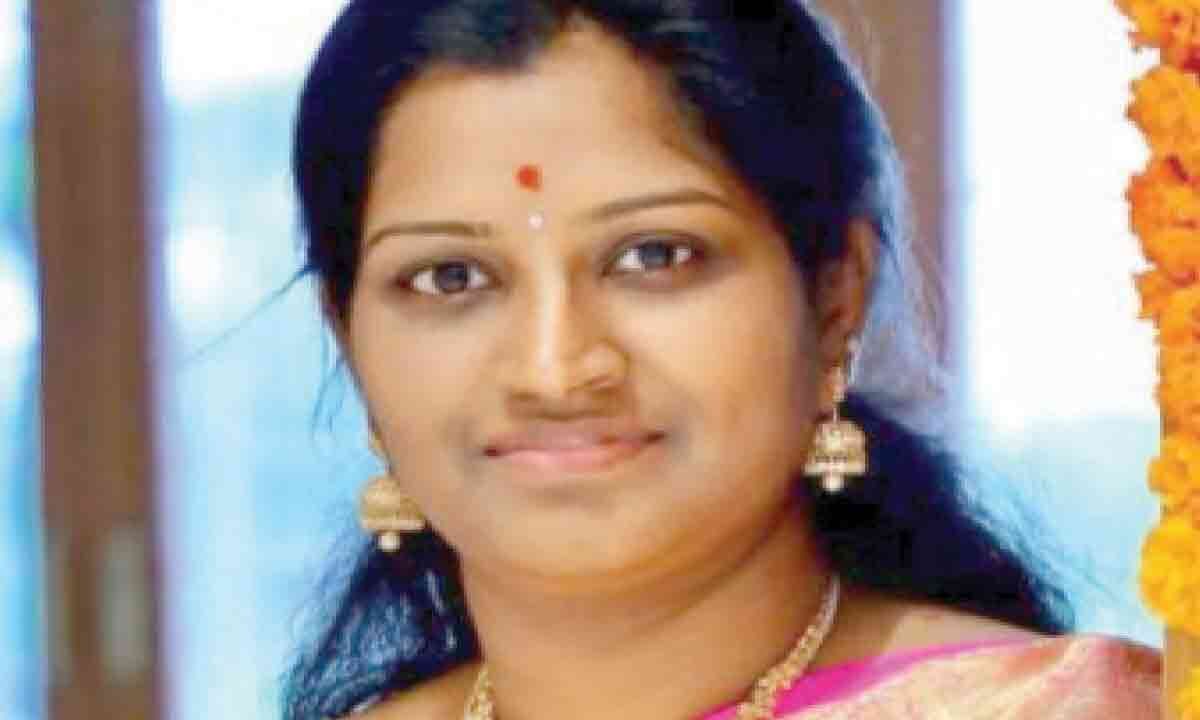 Warangal: Tightrope walk ahead of Kavya