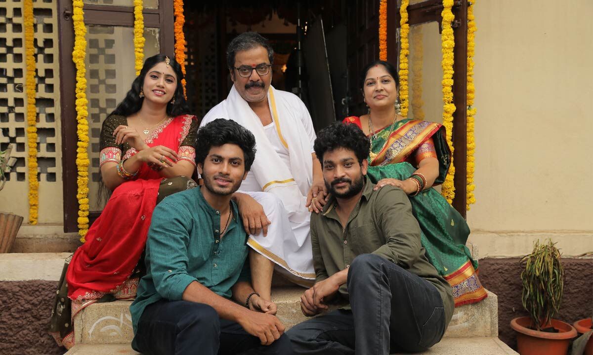 Chitra Singer Family