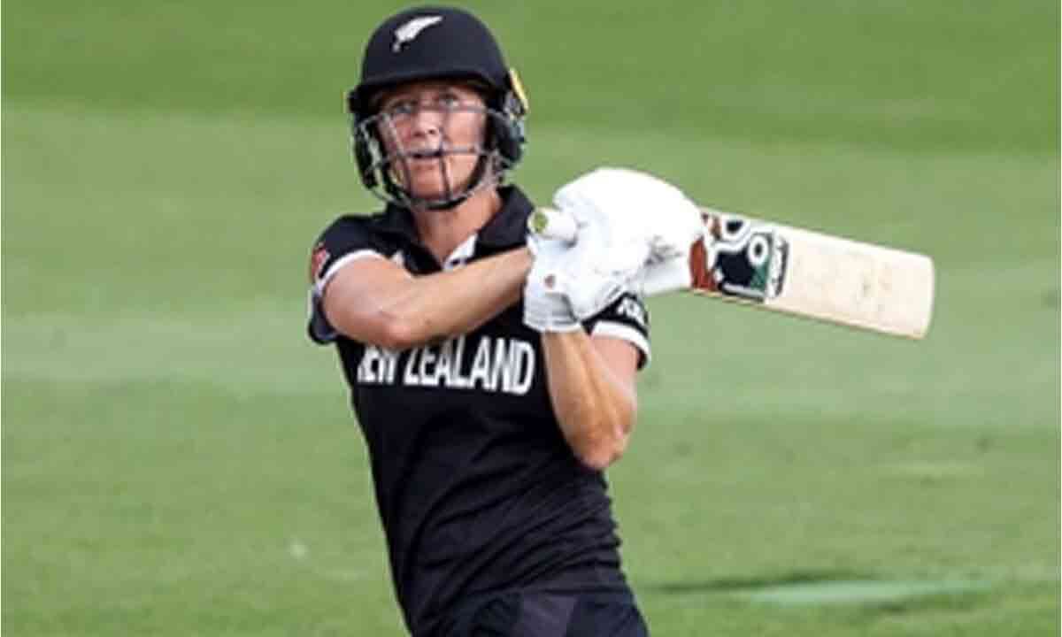 Big gains for Devine, Jones in ICC Women's ODI Batting Rankings