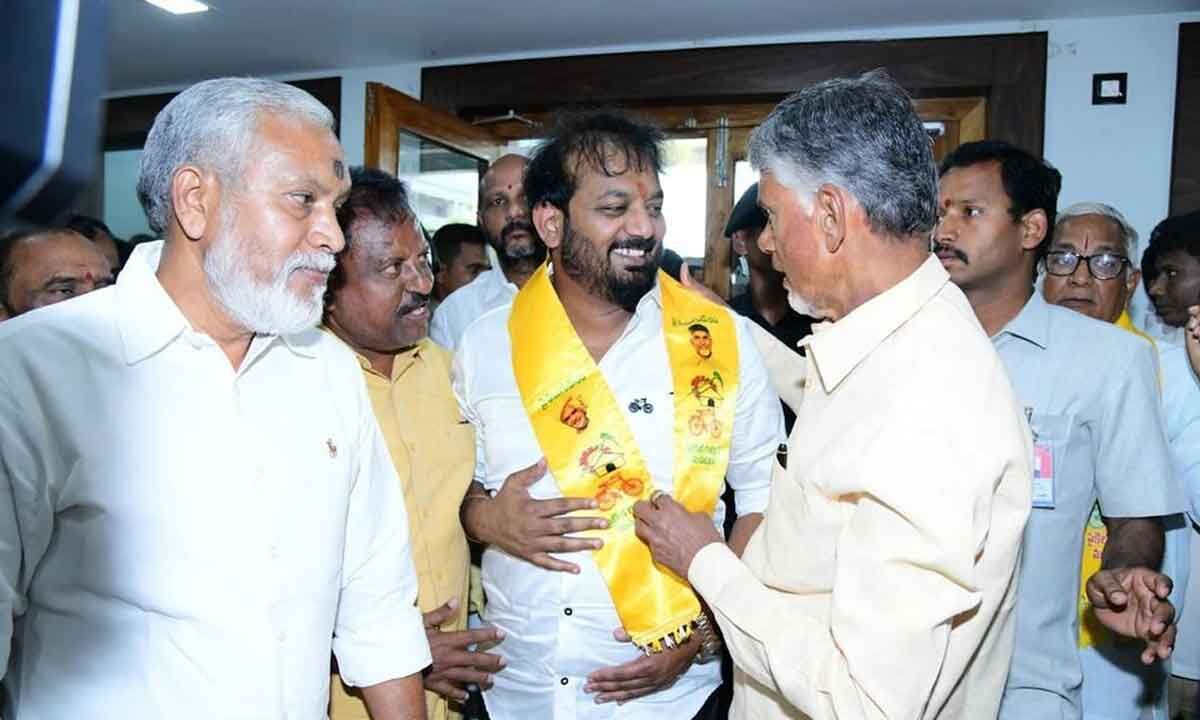 Dollars Group chairman Divakar Reddy joins TDP