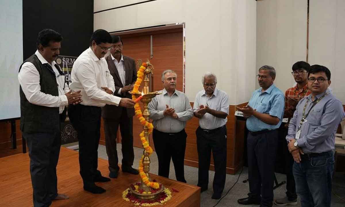 Research scholars’ summit held at SRM-AP