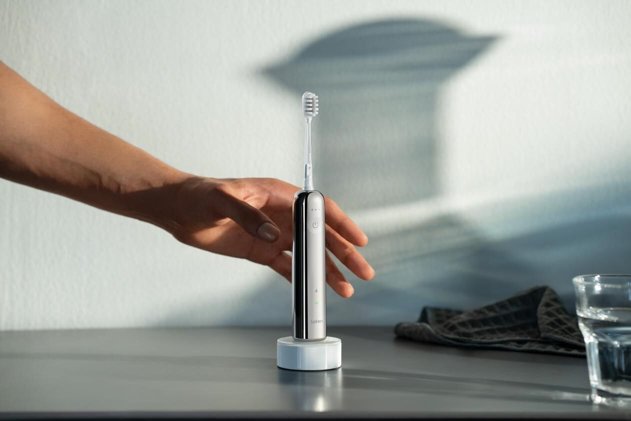 See the superiority of the Laifen Wave sonic oscillating toothbrush: a ...