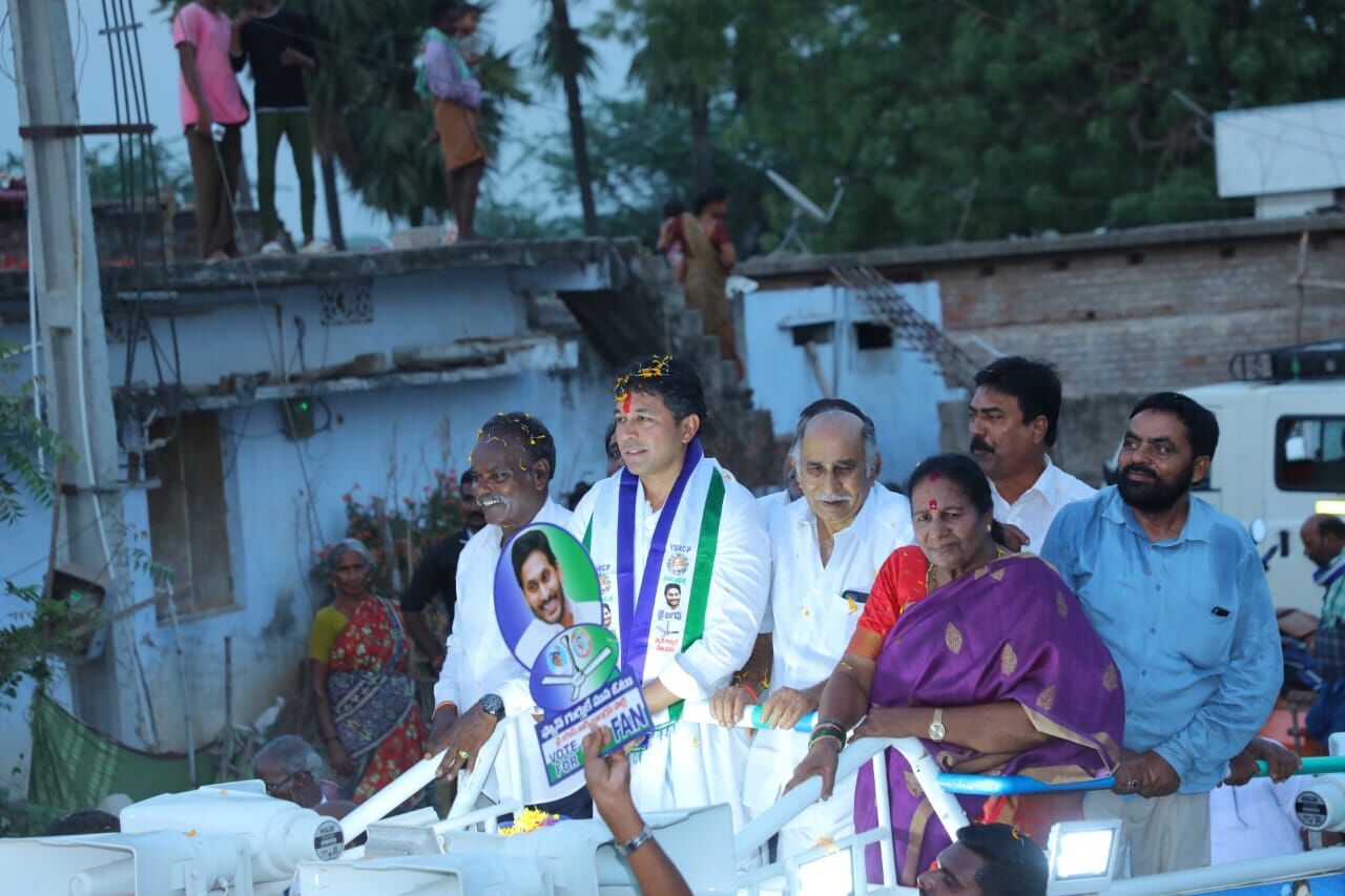 MLA Mekapati Vikram Reddy express confidence in YSRCP coming back to power