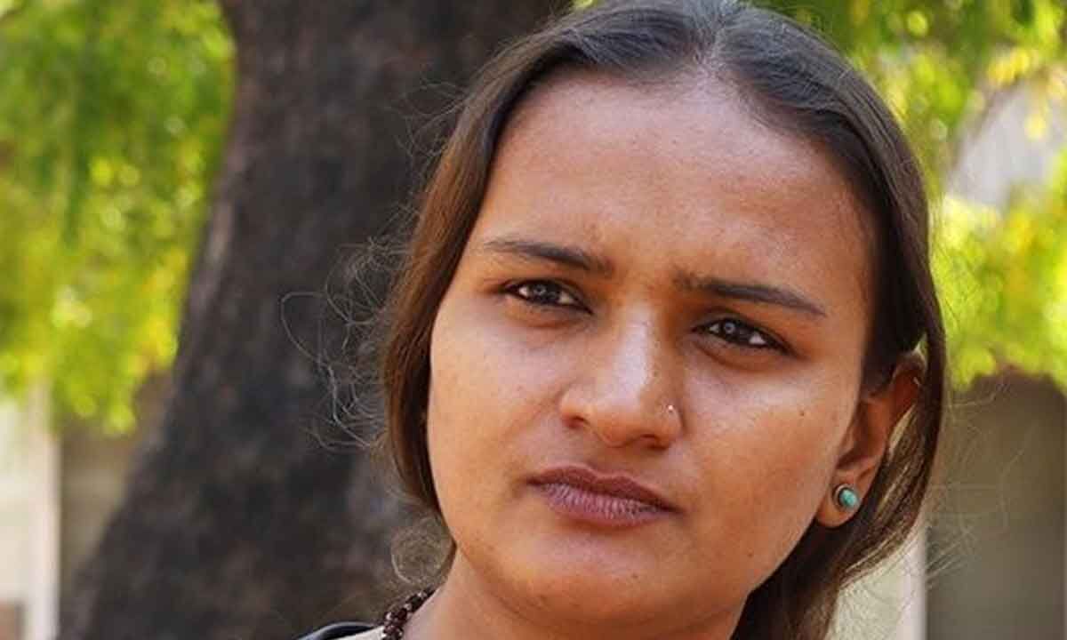 How artist Komal Mistri found a heart in the mechanics of childbirth