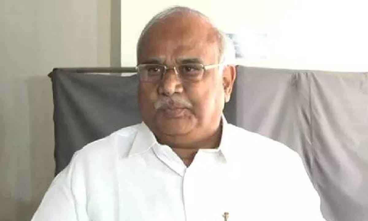 TDP MP Kanakamedala Ravindra writes to ECI, briefs current situation in AP