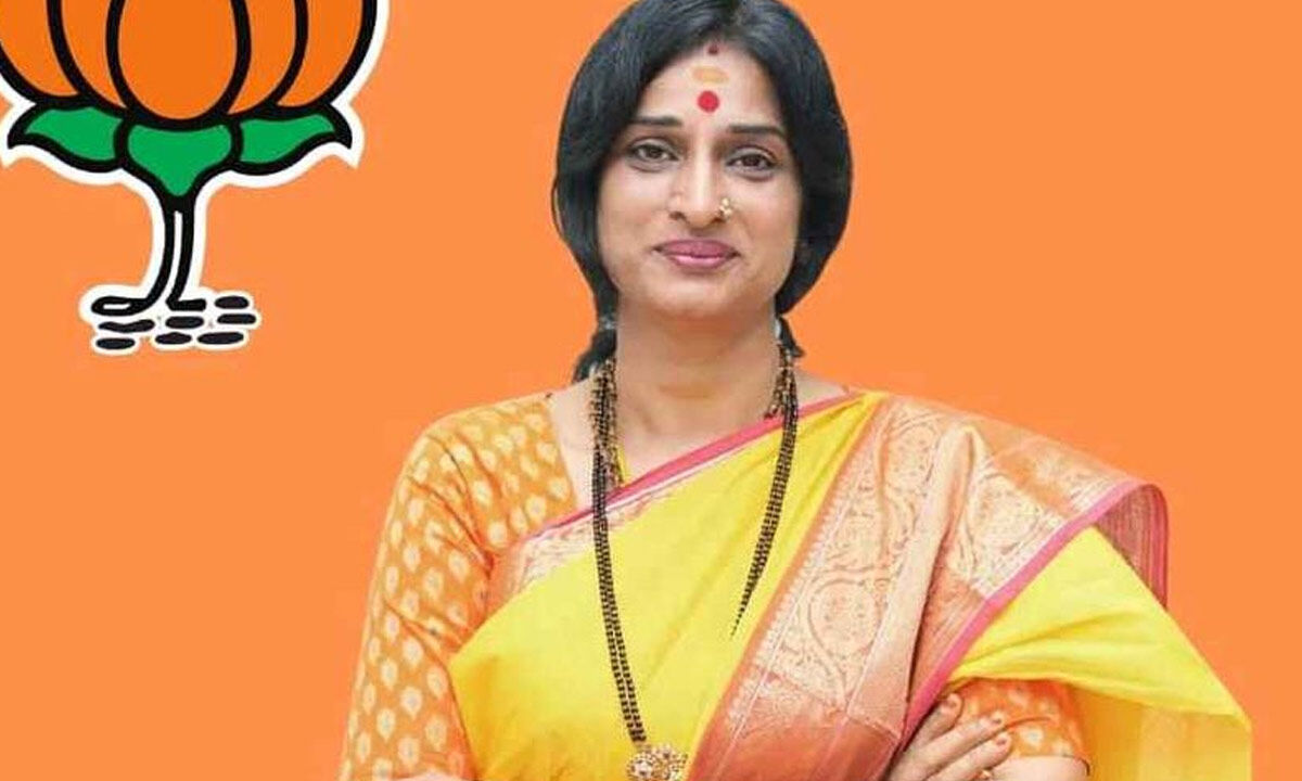 Police register case against Madhavi Latha