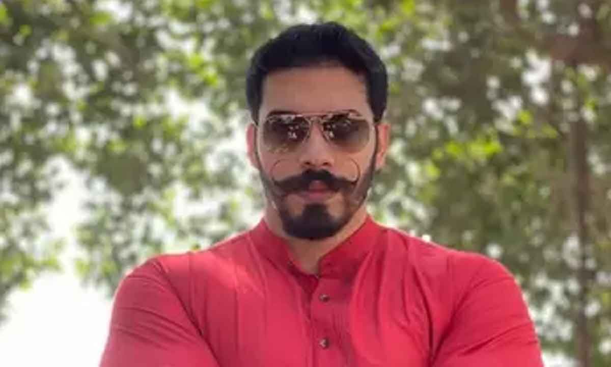 'I feel pity for him': Bhavnagar's prince lampoons Cong's Yuvraj over ...