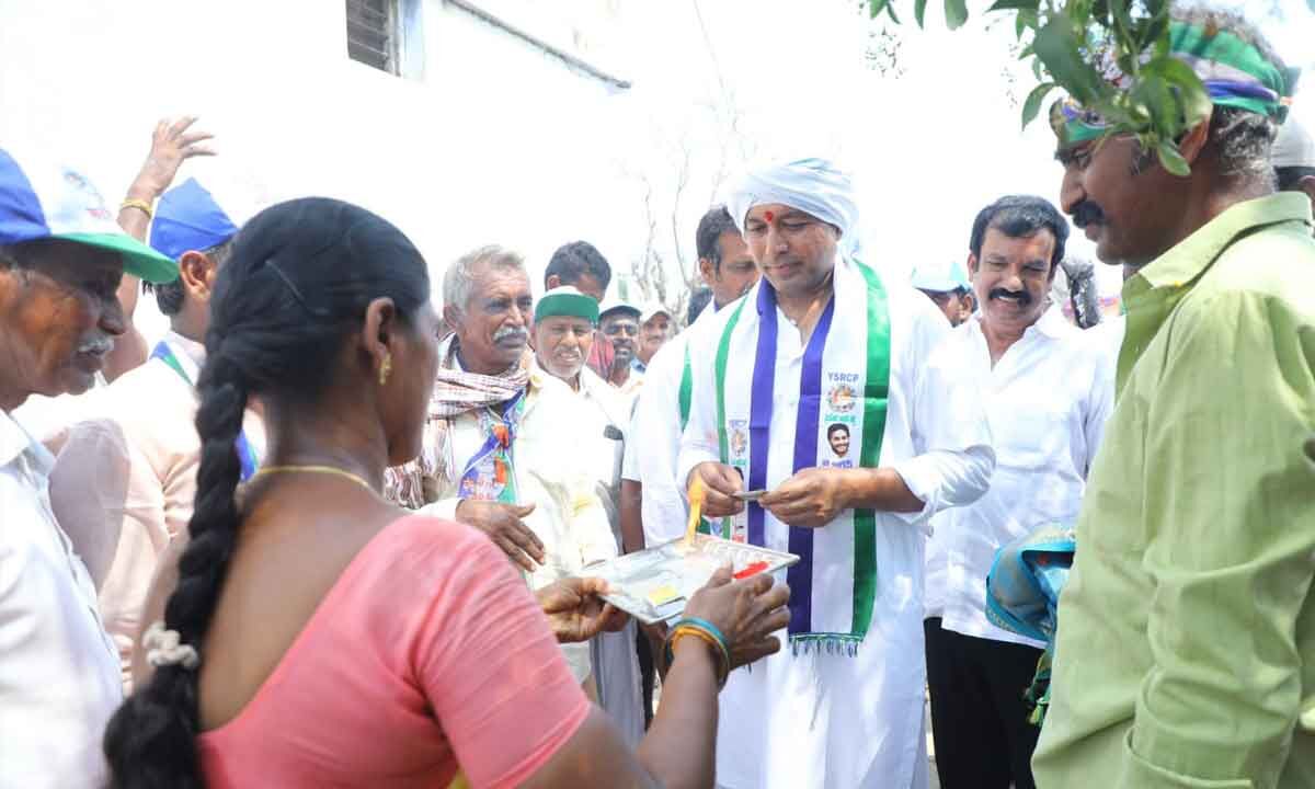 Atmakuru MLA Mekapati Vikram Reddy Criticizes Opposition's Personal Attacks