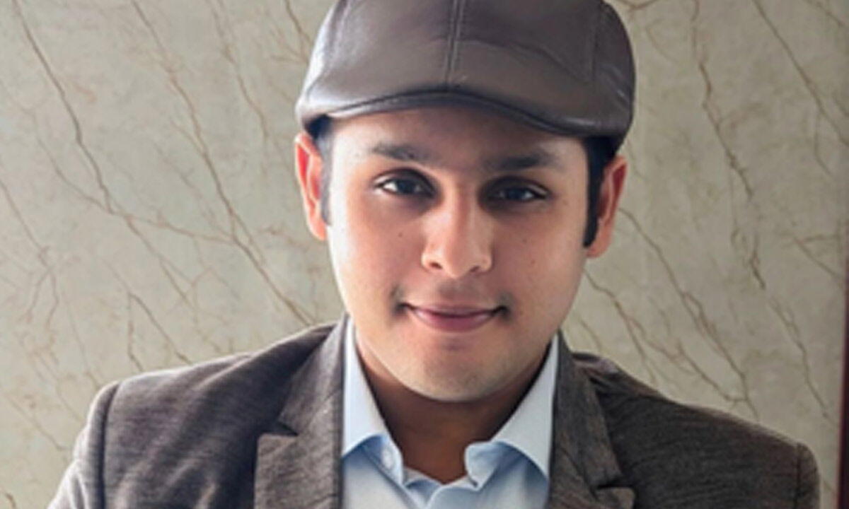 Dev Joshi of 'Baalveer' aims for the skies; awaits his turn to start pilot training