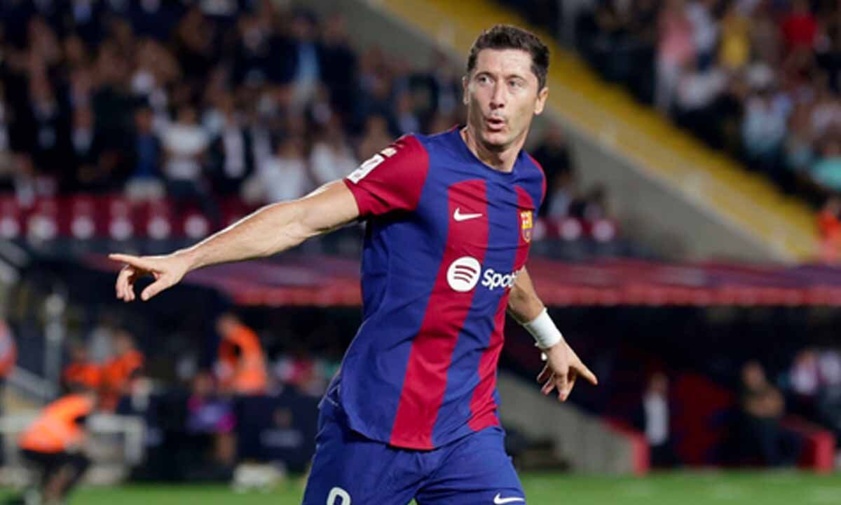 La Liga 2023-24: Lewandowski to stay at Barcelona, says agent