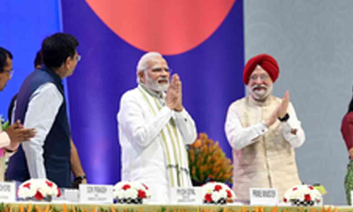 PM Modi working 18-19 hours every day to transform India: Hardeep Puri