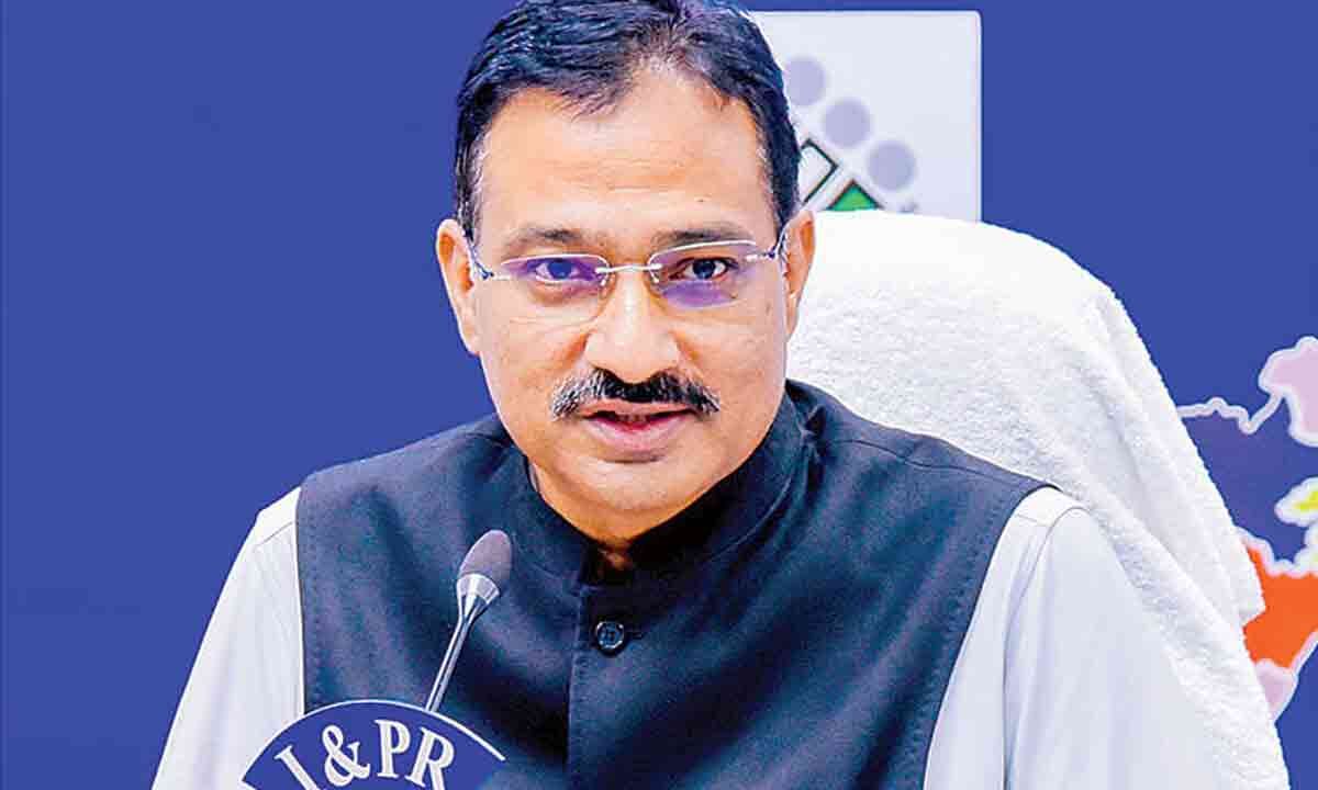 AP CEO Inspects Vote Counting Center Ahead of Election Results