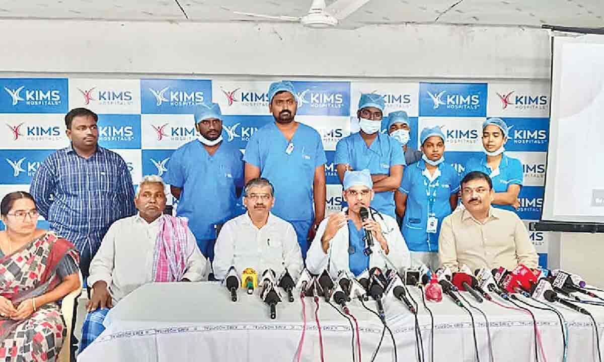 KIMS docs successfully perform high-risk surgery on heart patient
