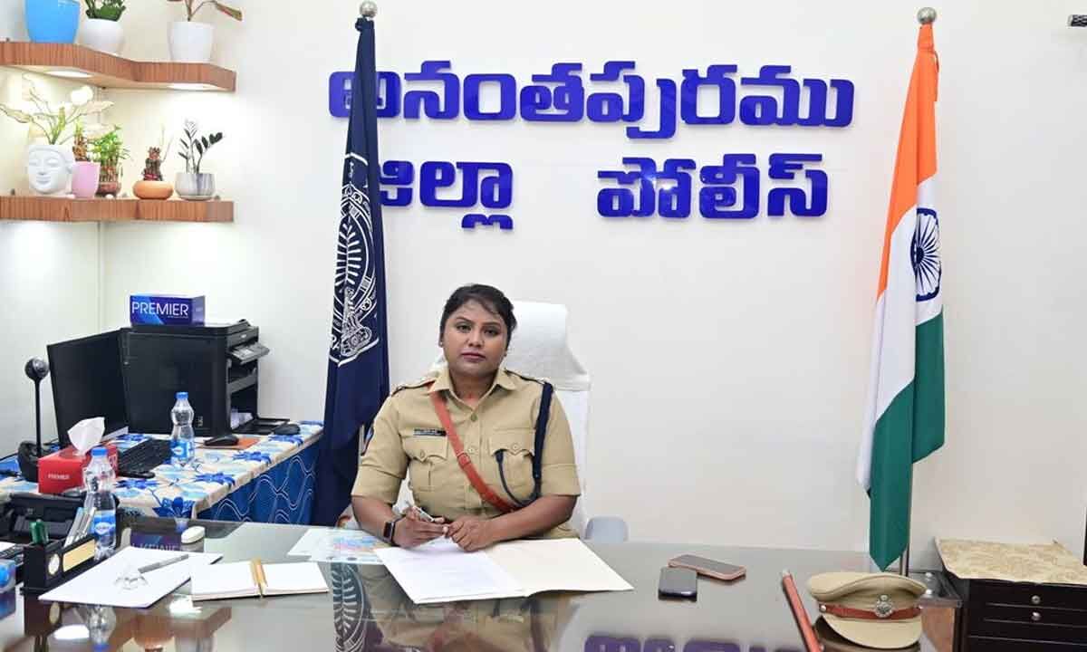 Gowthami takes charge as Anantapur SP