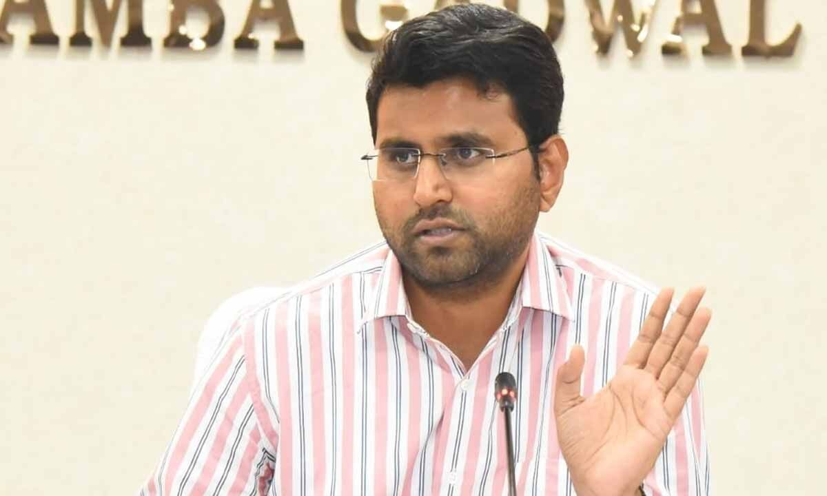 DC BM Santhosh reviews on Amma Adarsha schools