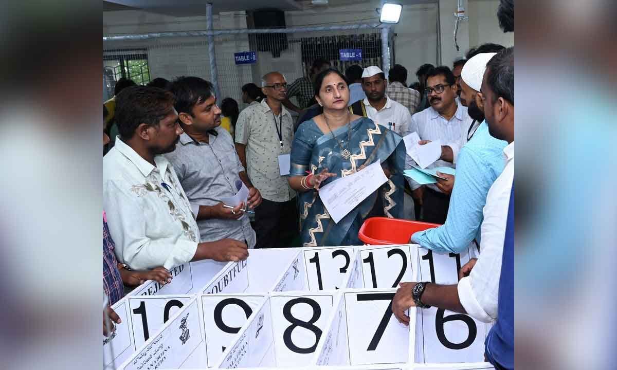 Field-level training session held for counting staff