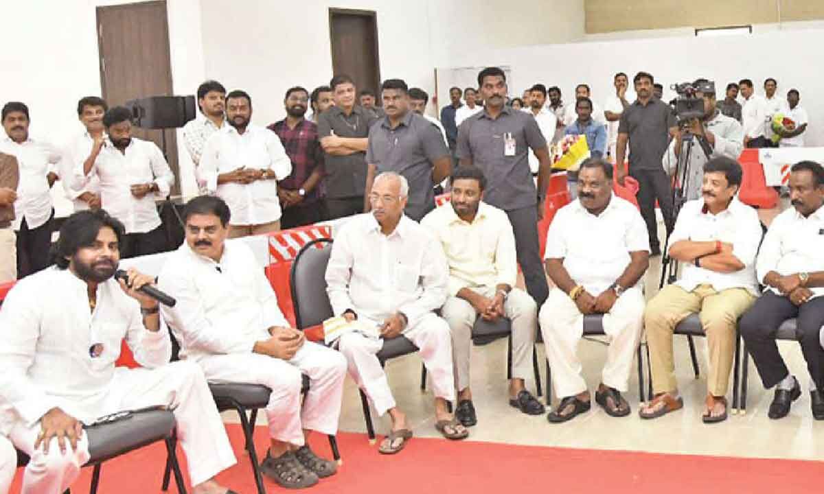 Live up to people’s trust, Pawan to party MLAs