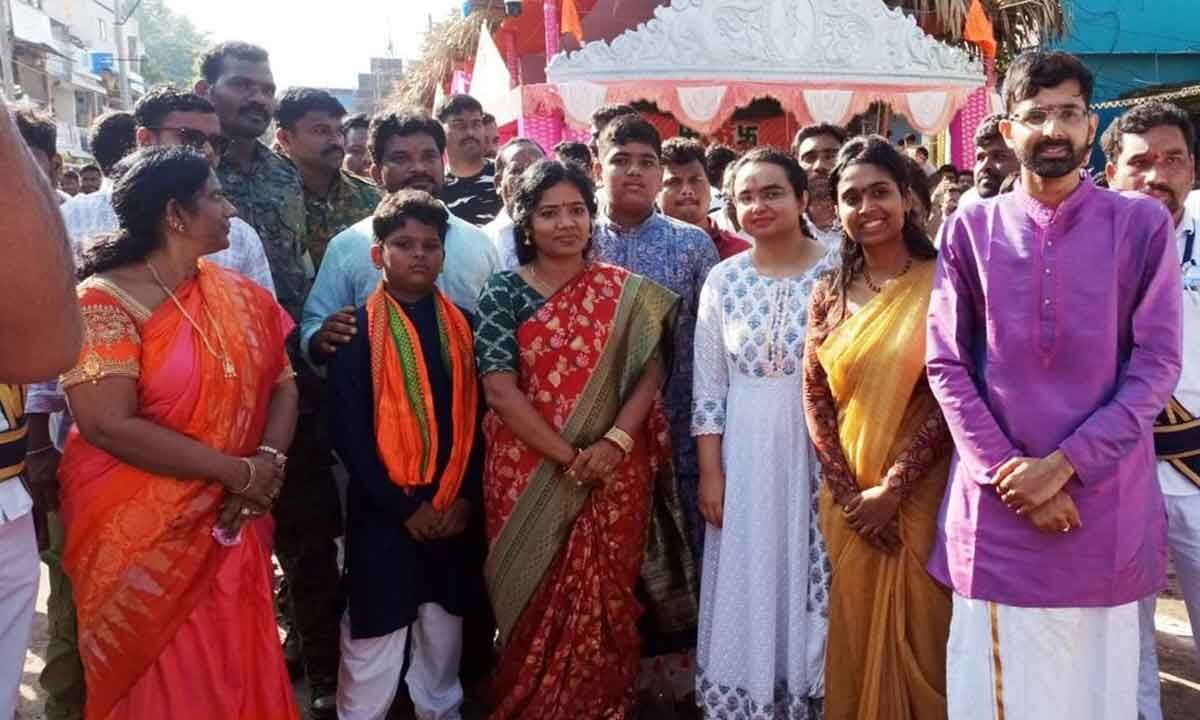 3-day Modakondamma Jatara begins in Paderu