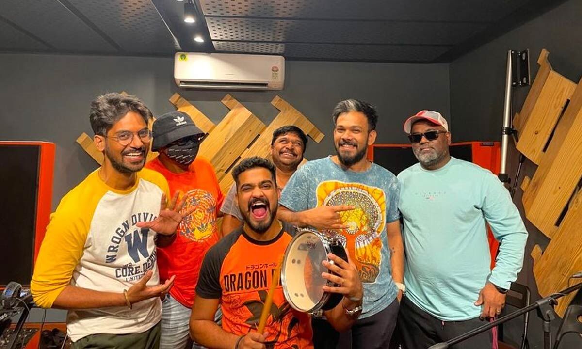 Niraval: Crafting nostalgic waves with irresistible beats